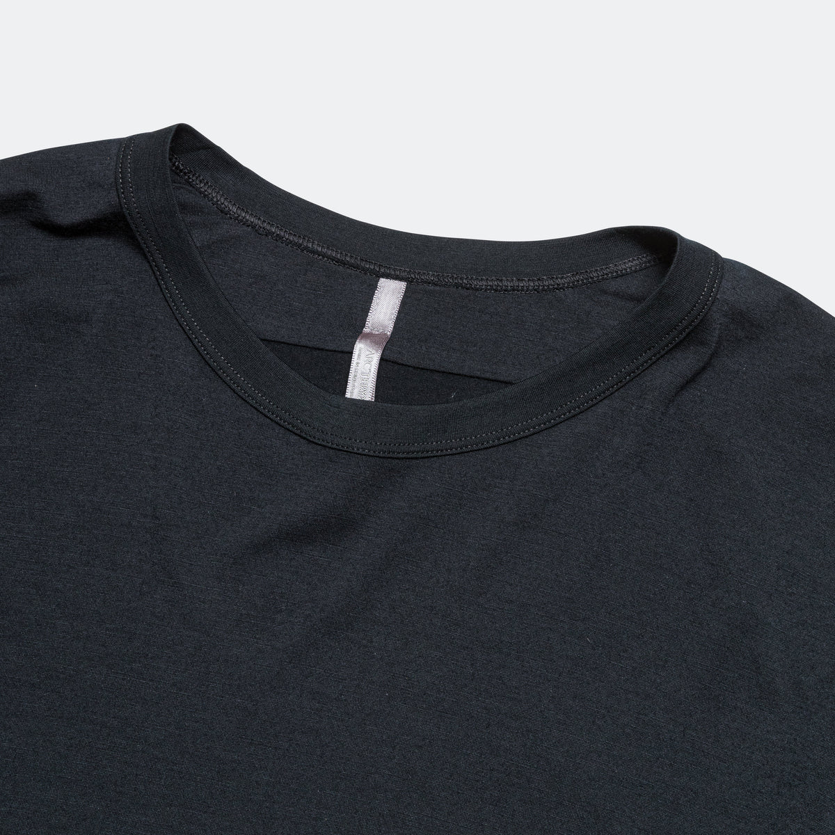 Arc'teryx Veilance Womens Frame LS Crew - Black | UP THERE