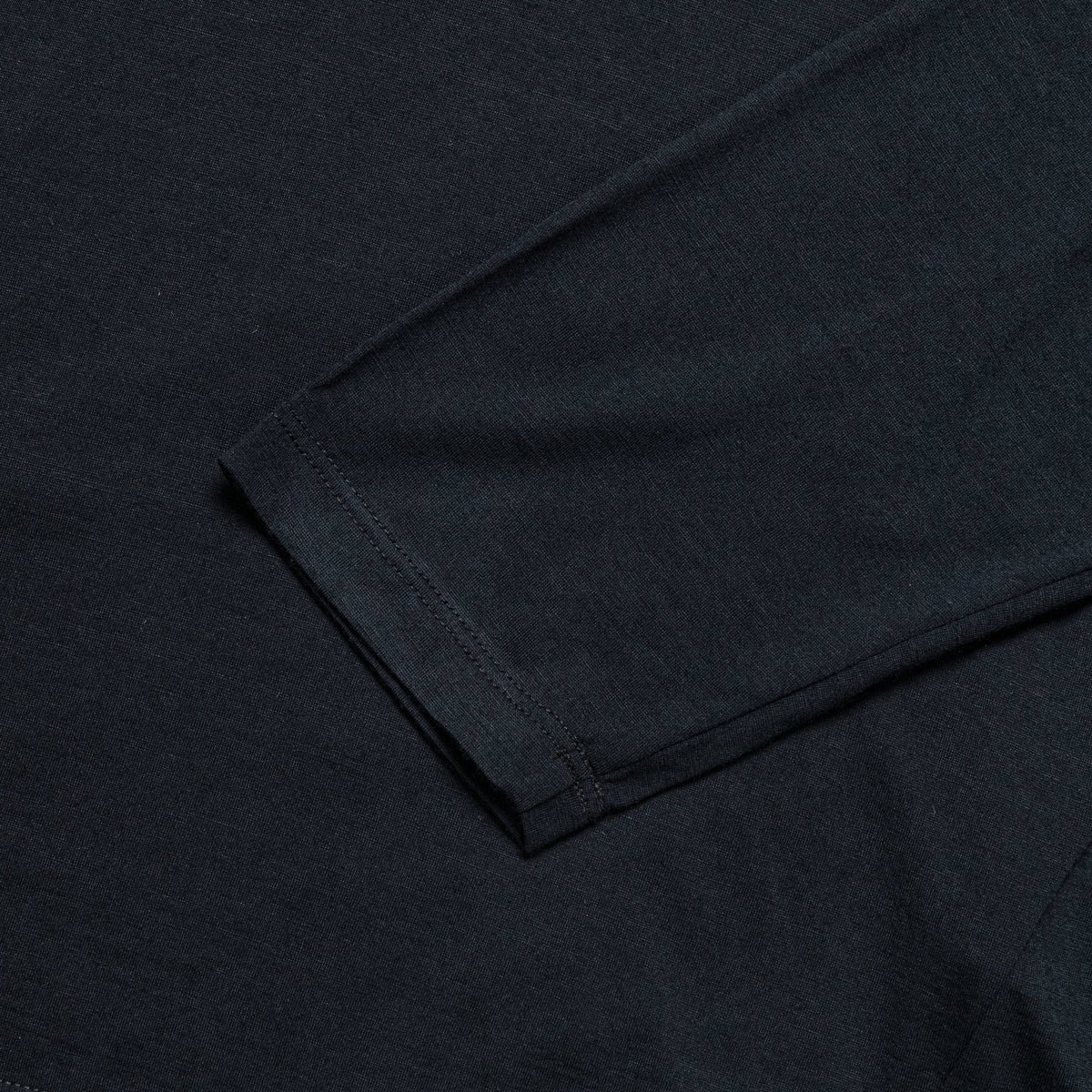 Arc'teryx Veilance Womens Frame LS Crew - Black | UP THERE
