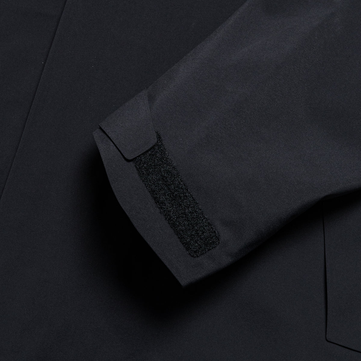 Arc'teryx Veilance Monitor Coat - Black | UP THERE