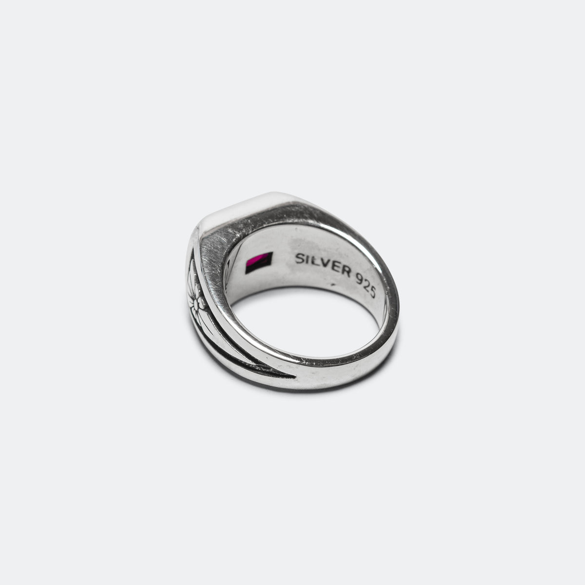 Maple Midnight Ring Slim - 925 Silver/Ruby | UP THERE