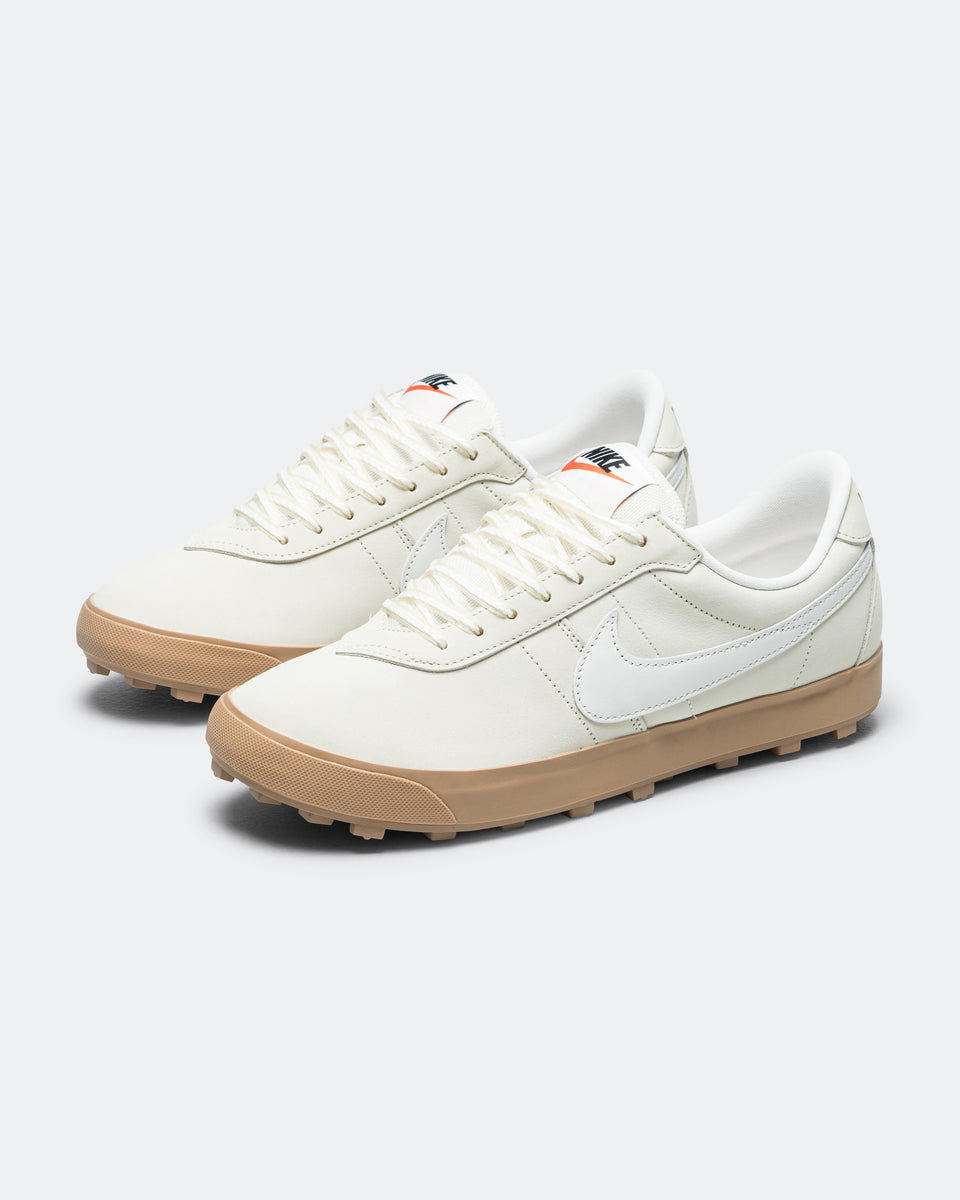 Nike - Astrograbber QS - Coconut Milk/Sail-Gum Light Brown | UP THERE