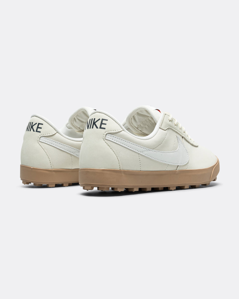 Nike - Astrograbber QS - Coconut Milk/Sail-Gum Light Brown | UP THERE