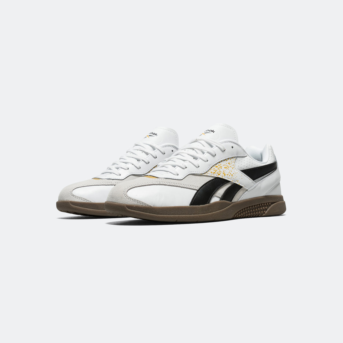 Hammer Street - White/Black-Gum | UP THERE