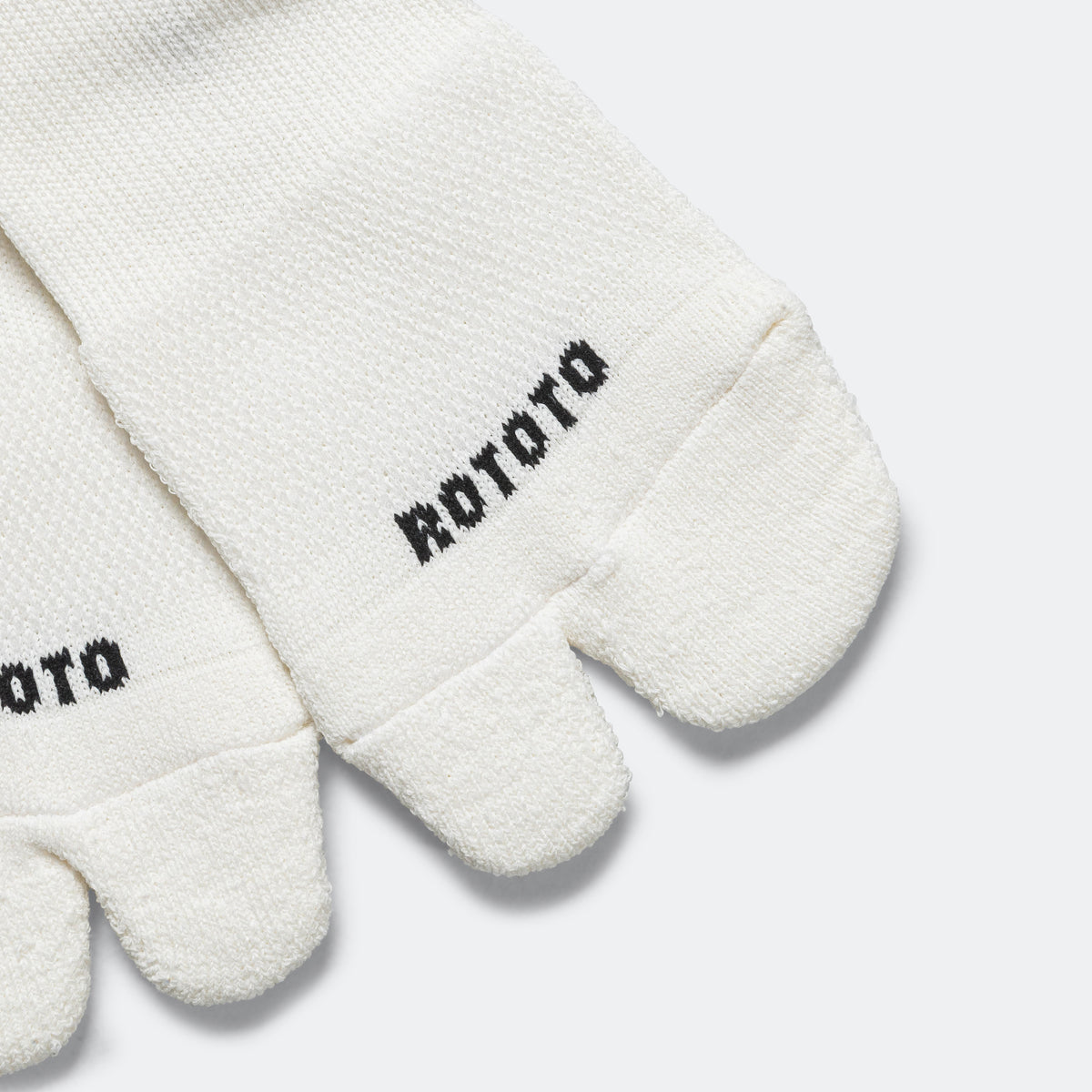 Split-Toe Ankle Sock - White | UP THERE