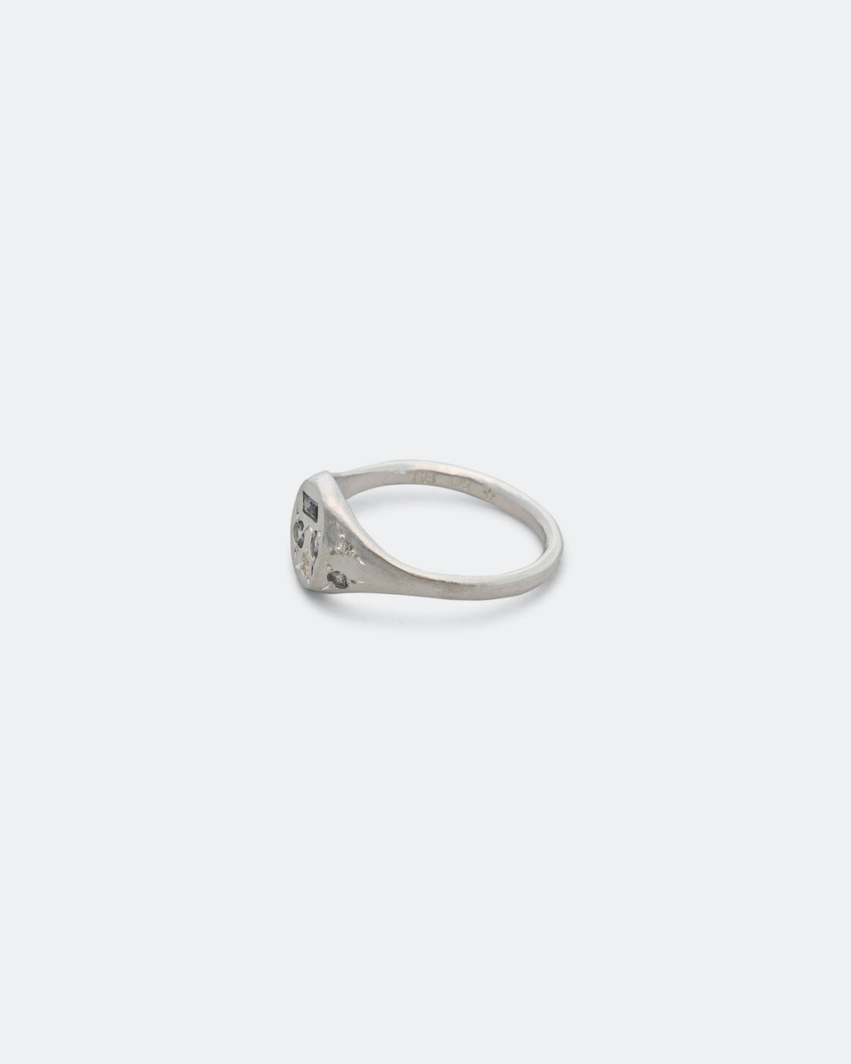 Seb Brown - Treasure Ring - 925 Silver/Grey | UP THERE