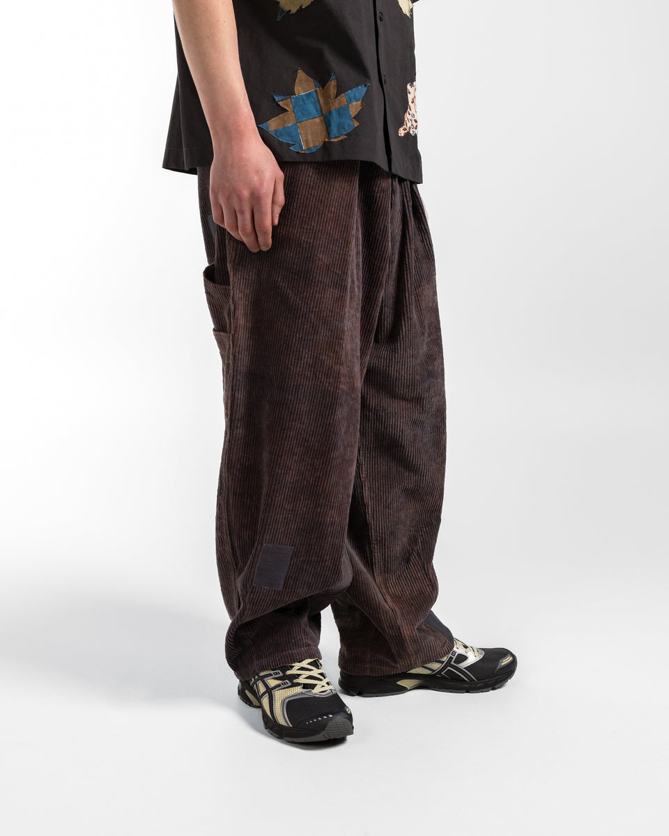 Story mfg. - Lush Carpenter Trousers - Purple Scarecrow | UP THERE